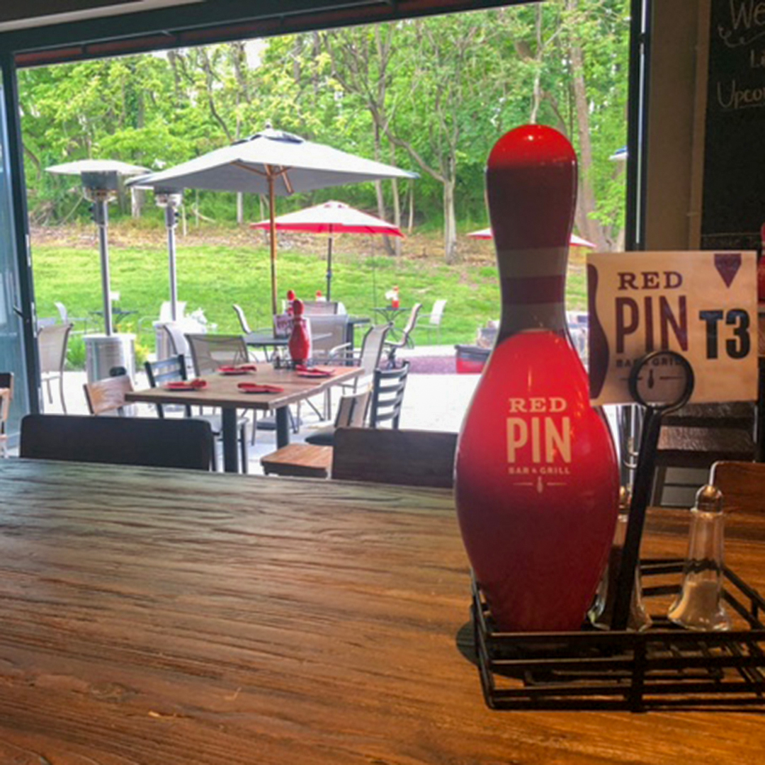 Red Pin Bar & Grill